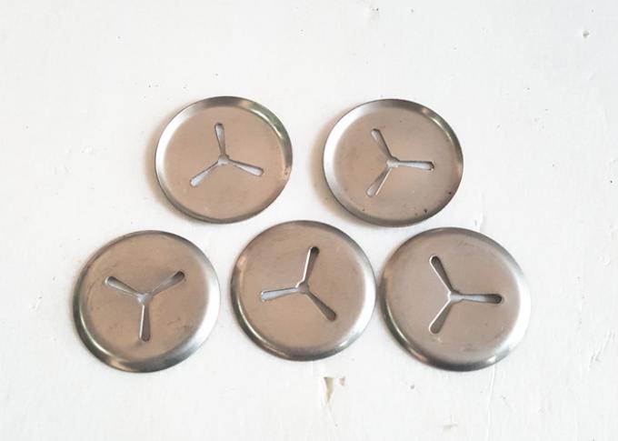 38mm Galvanized Steel Self Locking Clips With 3 Slots For Plastic Cover ...